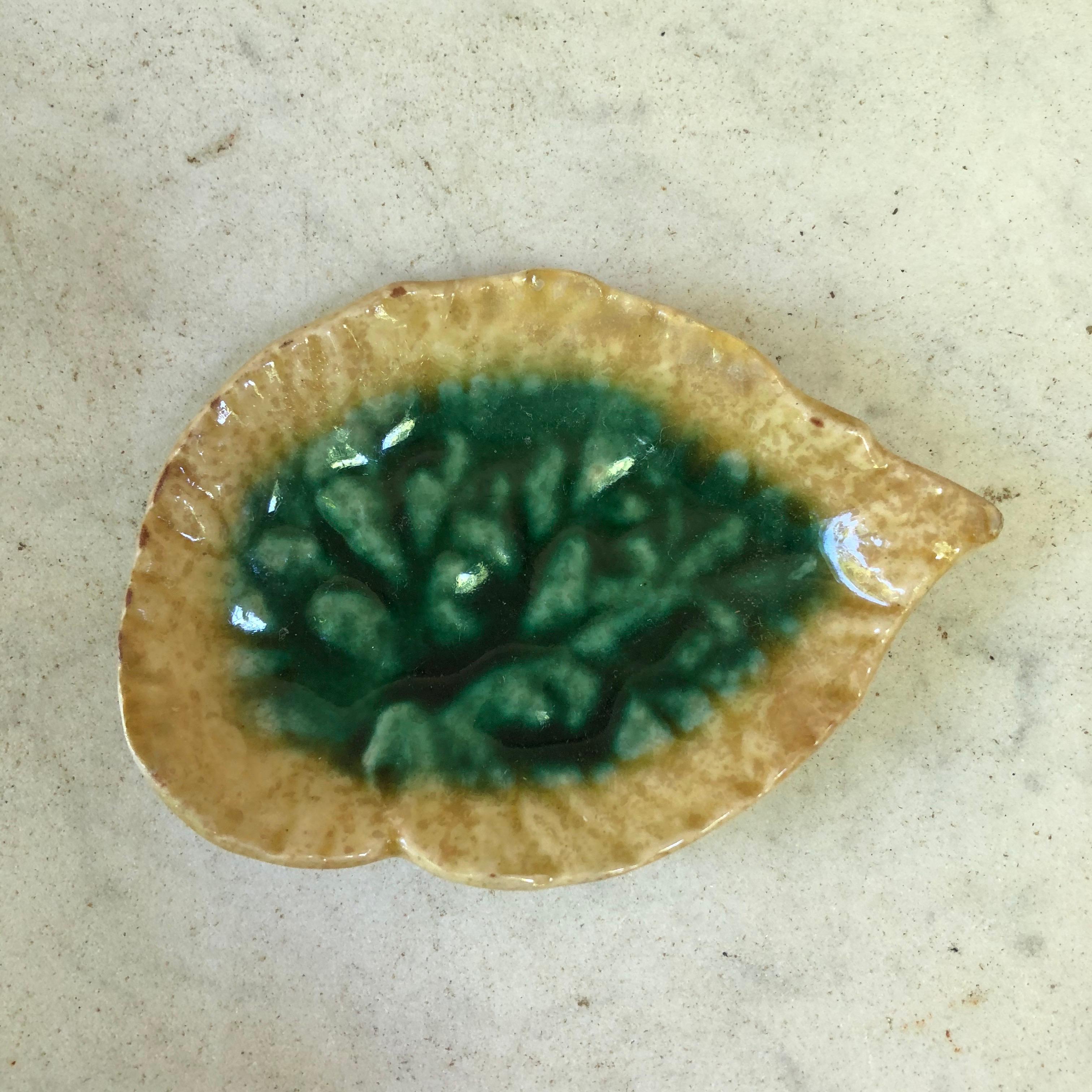 English Majolica Begonia Leaf Butter Pat, circa 1890 at 1stDibs