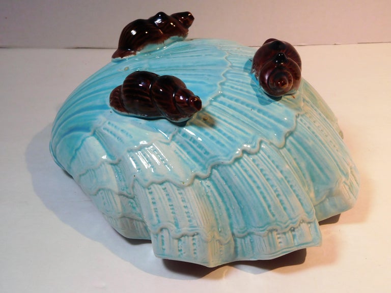 English Majolica Large Clam Shell Bowl, circa 1885 For Sale at 1stDibs