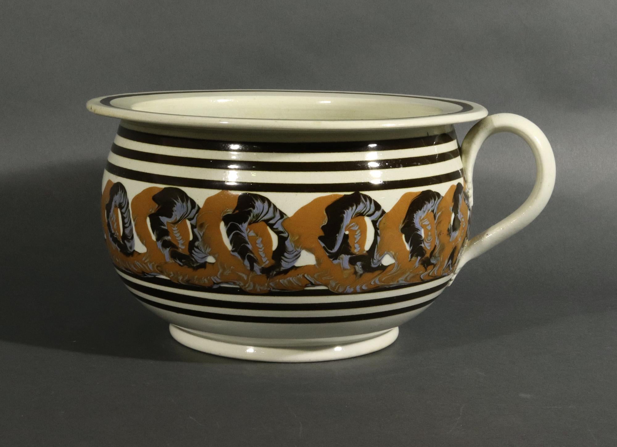 English Mocha Chamber Pot with Earthworm Design For Sale at 1stDibs