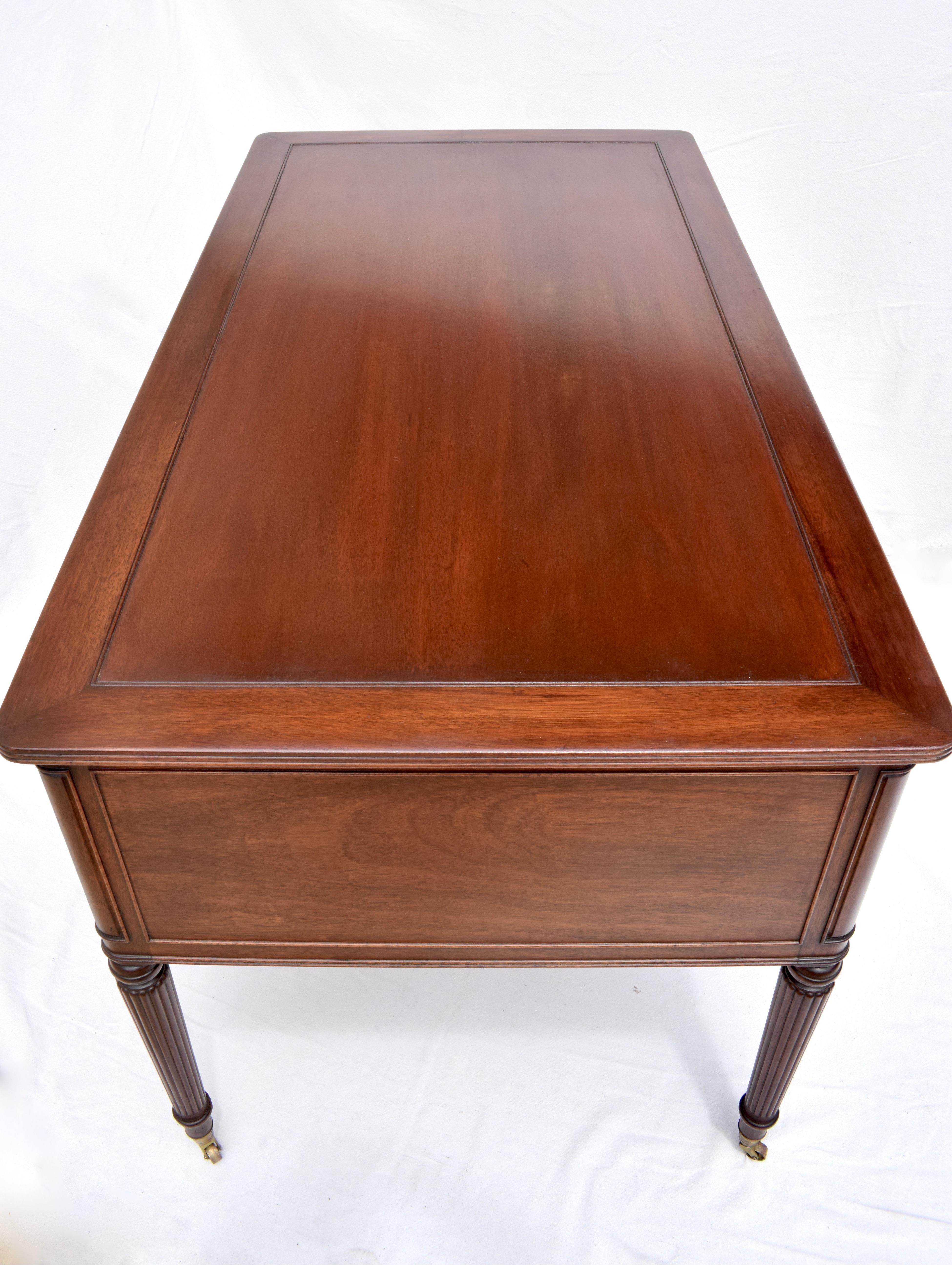 English Neoclassical Sheraton Style Desk by Kittinger at 1stDibs