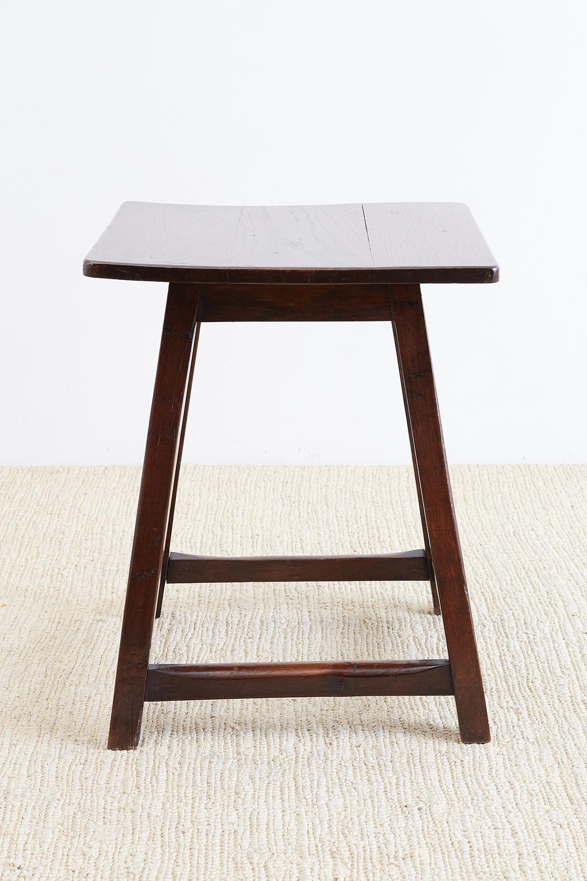 English Oak Tavern or Pub Table at 1stDibs | le tambour tavern