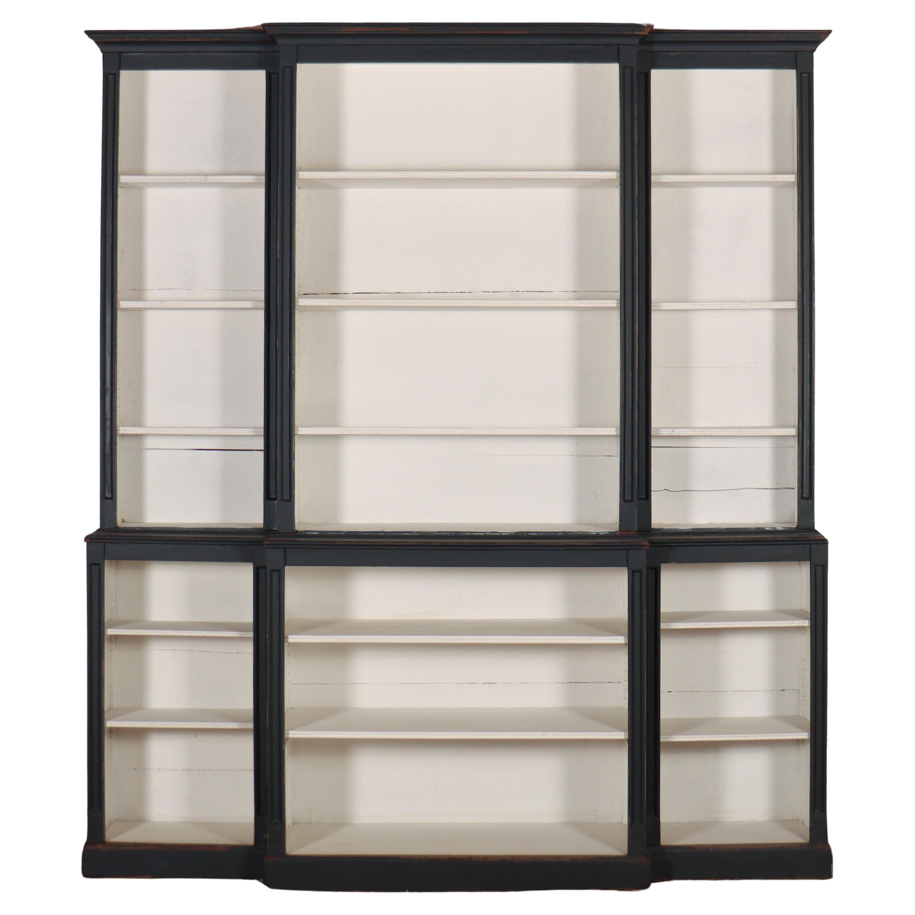 English 1880s Burled Walnut Breakfront Bookcase with Glass Doors and ...