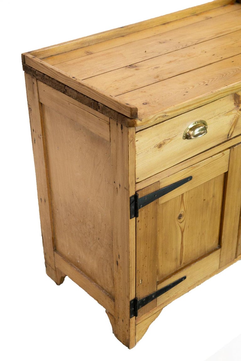 English Pine Country Server For Sale at 1stDibs
