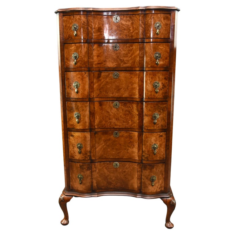 English Queen Anne Style Burr Walnut Chest of Drawers For Sale at 1stDibs