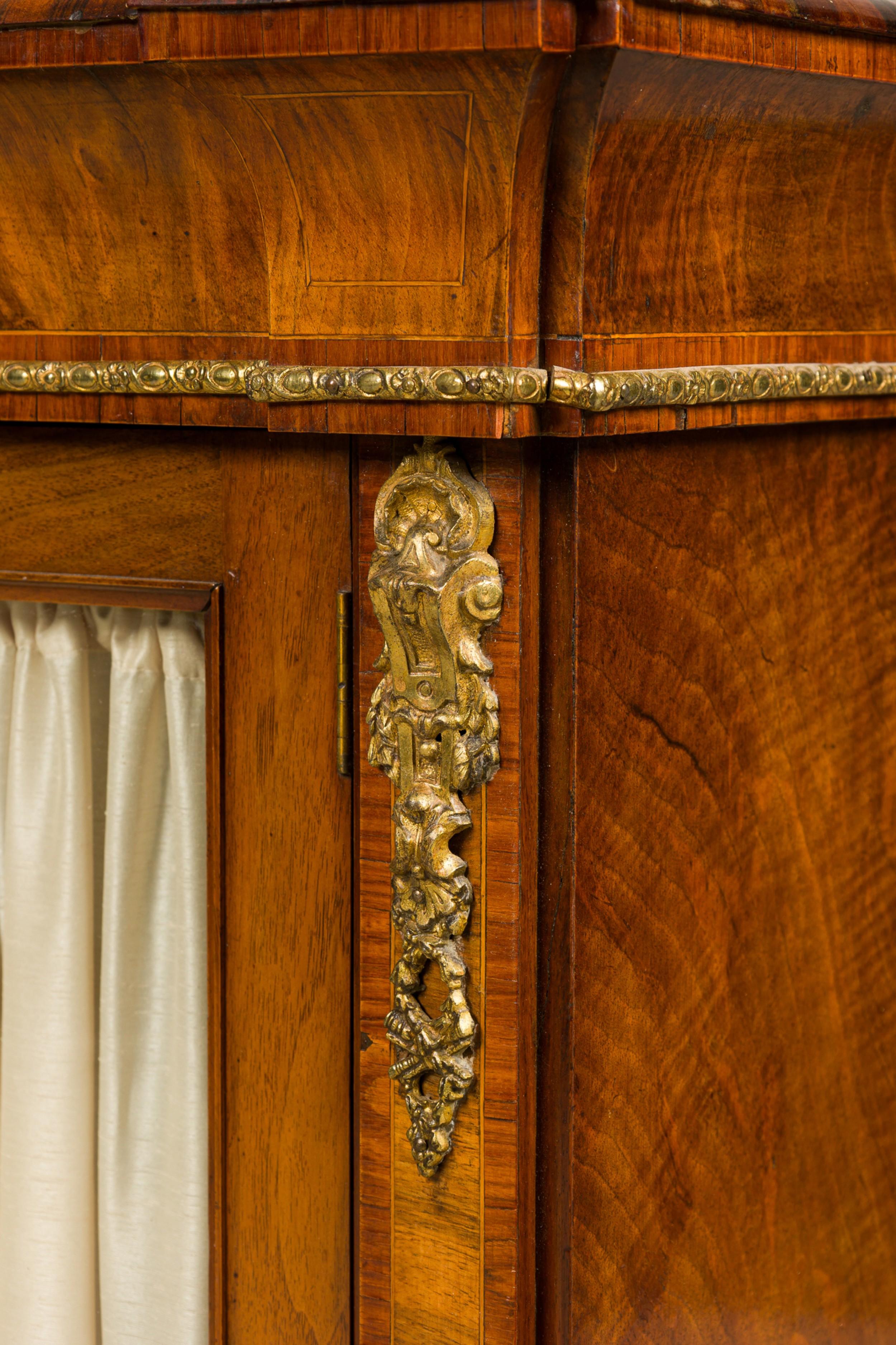 English Regency Sideboard with 3 Glass Doors For Sale at 1stDibs