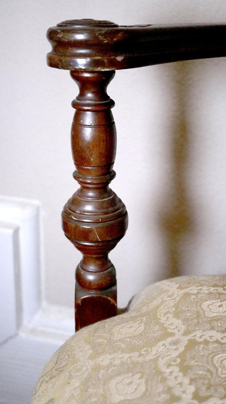 English Regency Walnut Hand Carved Corner Chair For Sale at 1stDibs