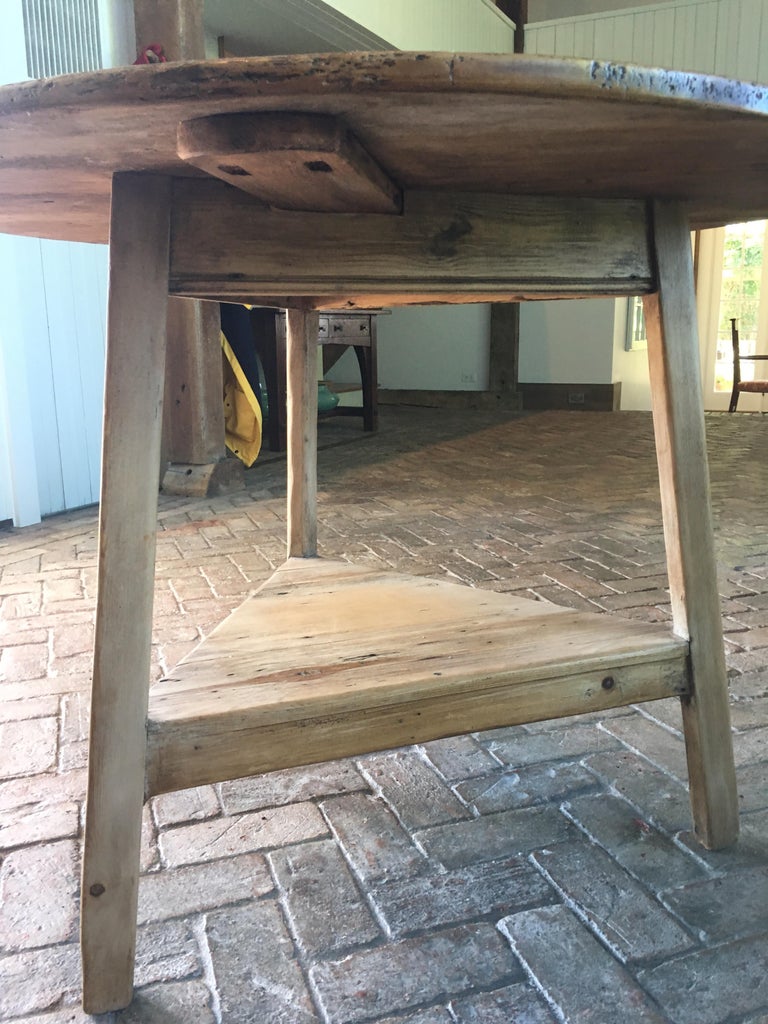 English Round Cricket Table For Sale at 1stDibs