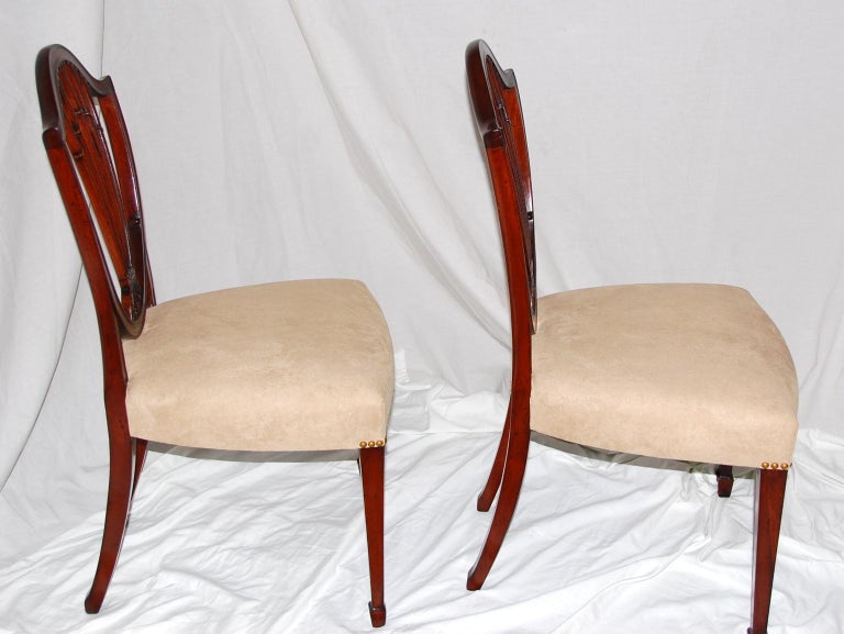 English Set of Four Georgian Hepplewhite Period Mahogany Shieldback ...