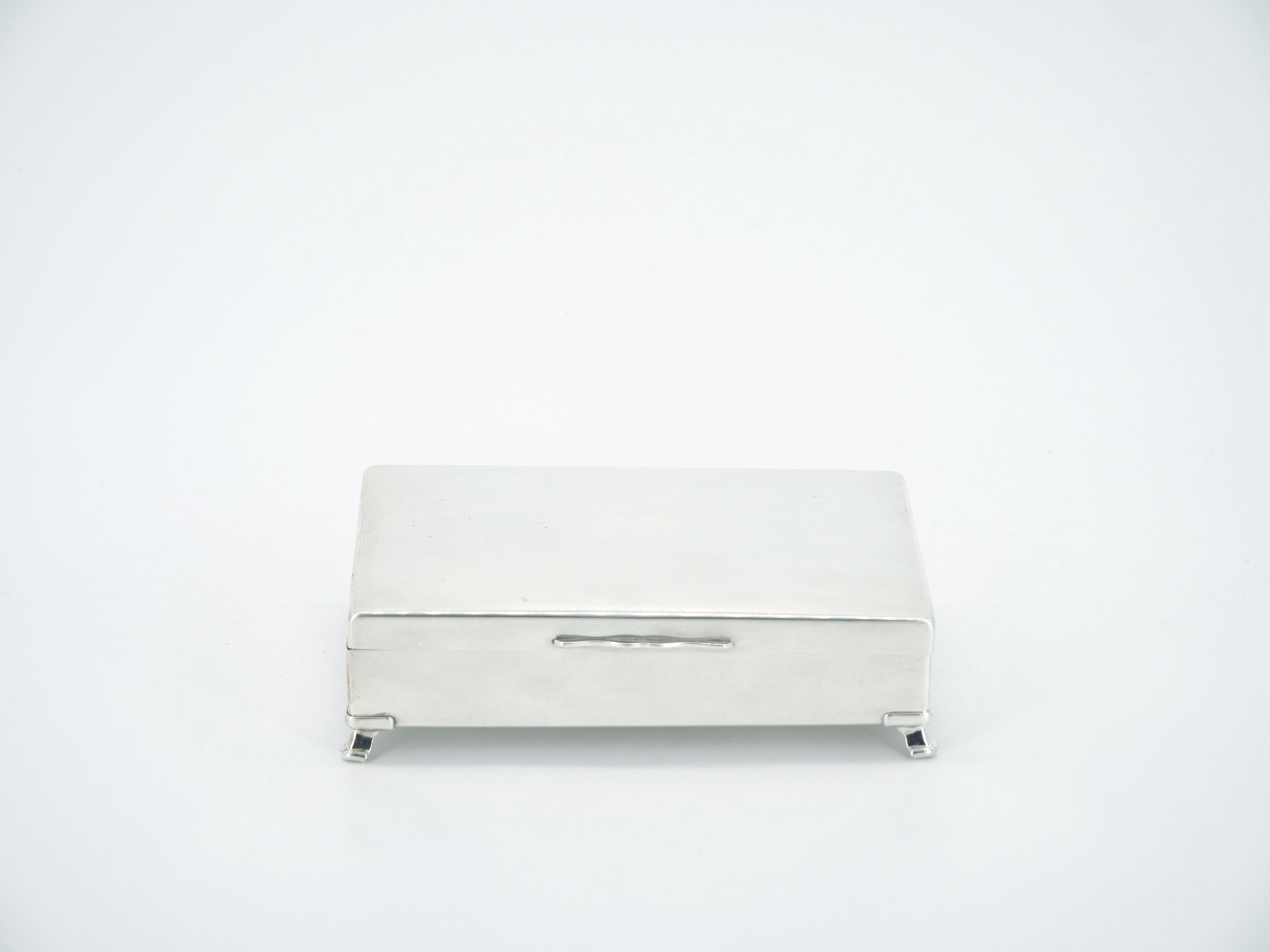 English Silverplated Cigarette or Vanity Box For Sale at 1stDibs