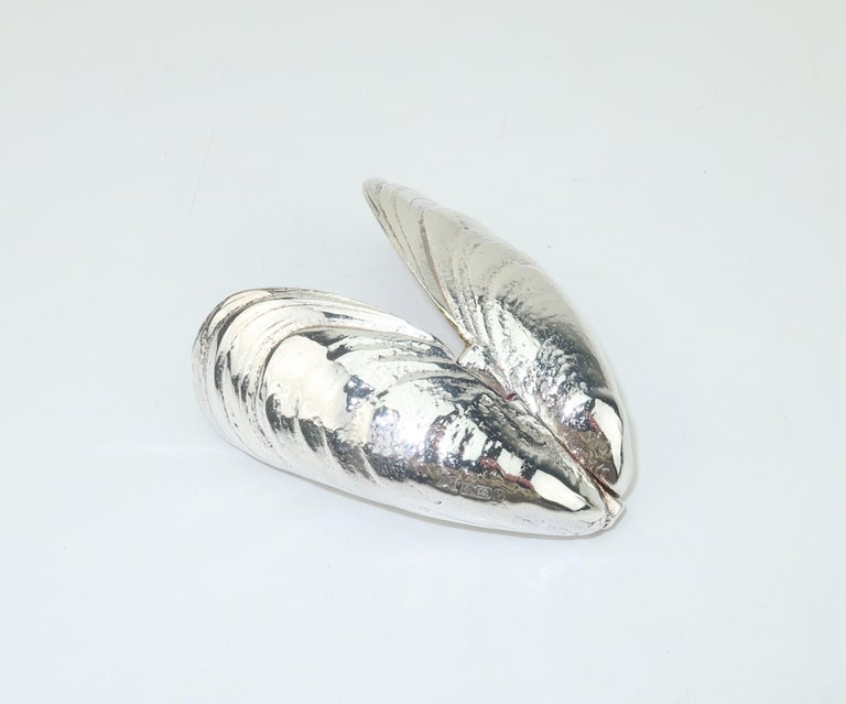 English Sterling Silver Gold Plated Mussel Eater For Sale at 1stDibs