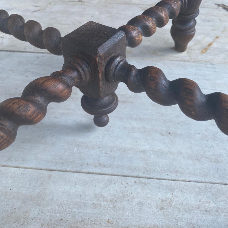 English Stool, Twisted Legs, 19th Century, Brown Color For Sale at 1stDibs