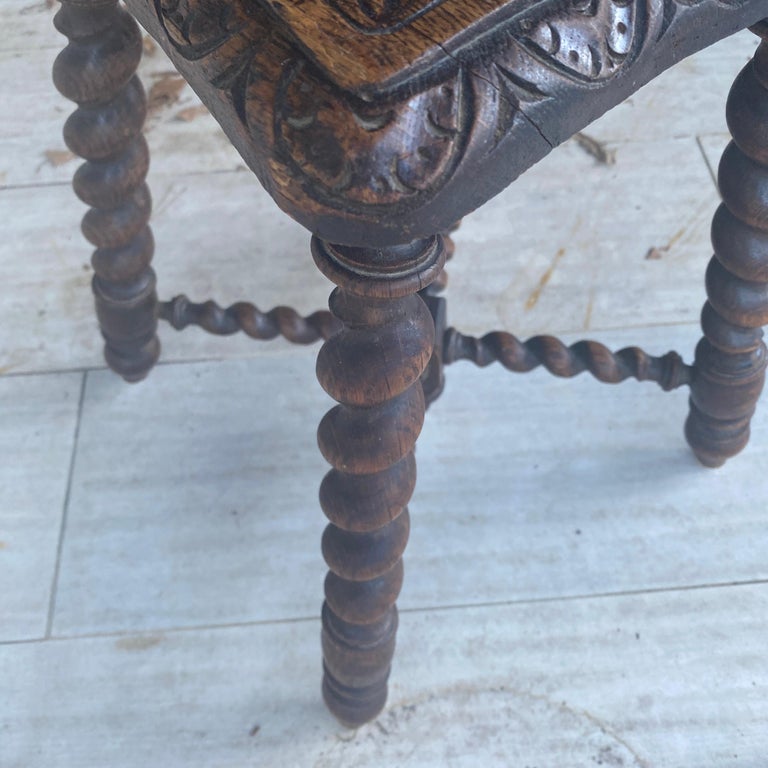 English Stool, Twisted Legs, 19th Century, Brown Color For Sale at 1stDibs