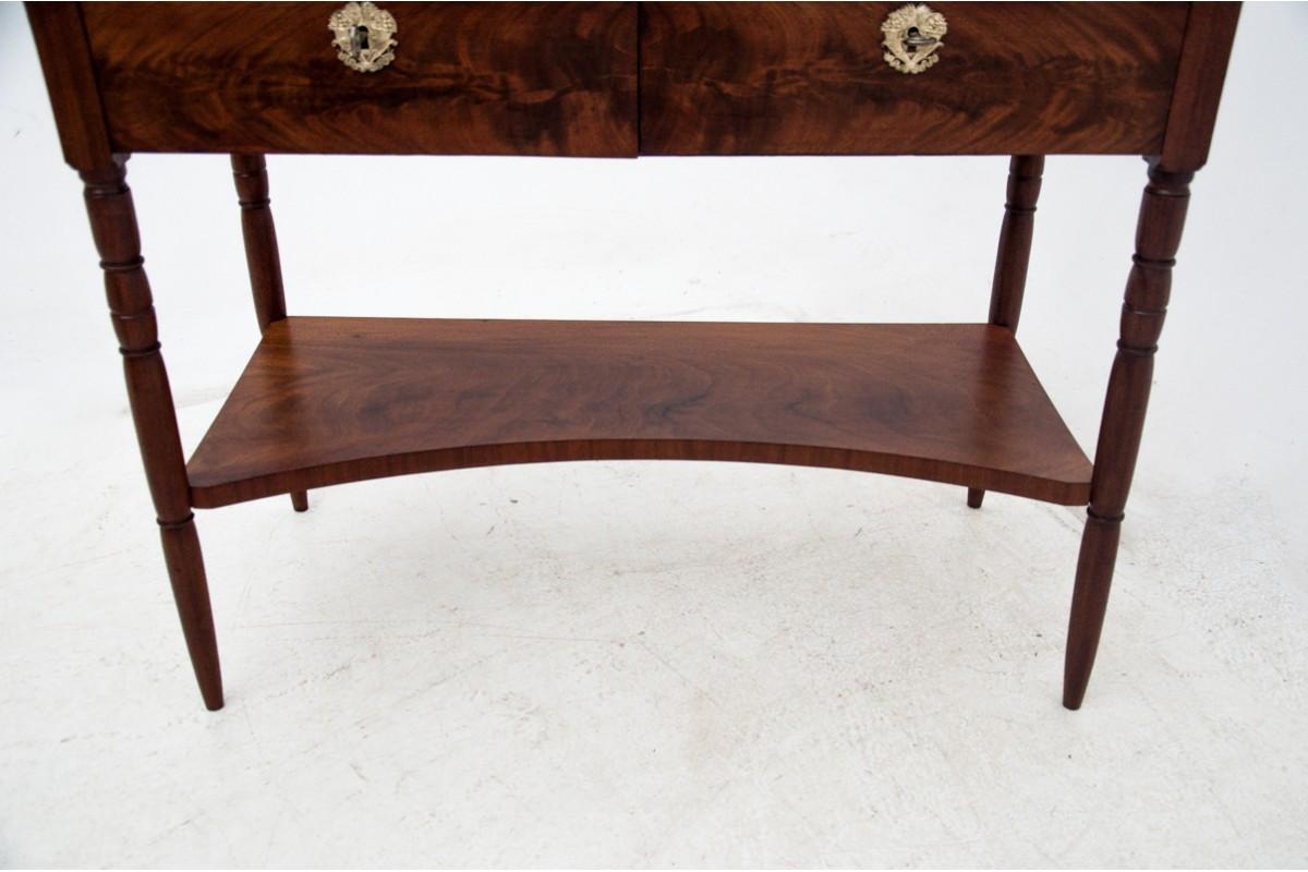 English-Style Vanity, circa 1920 For Sale at 1stDibs