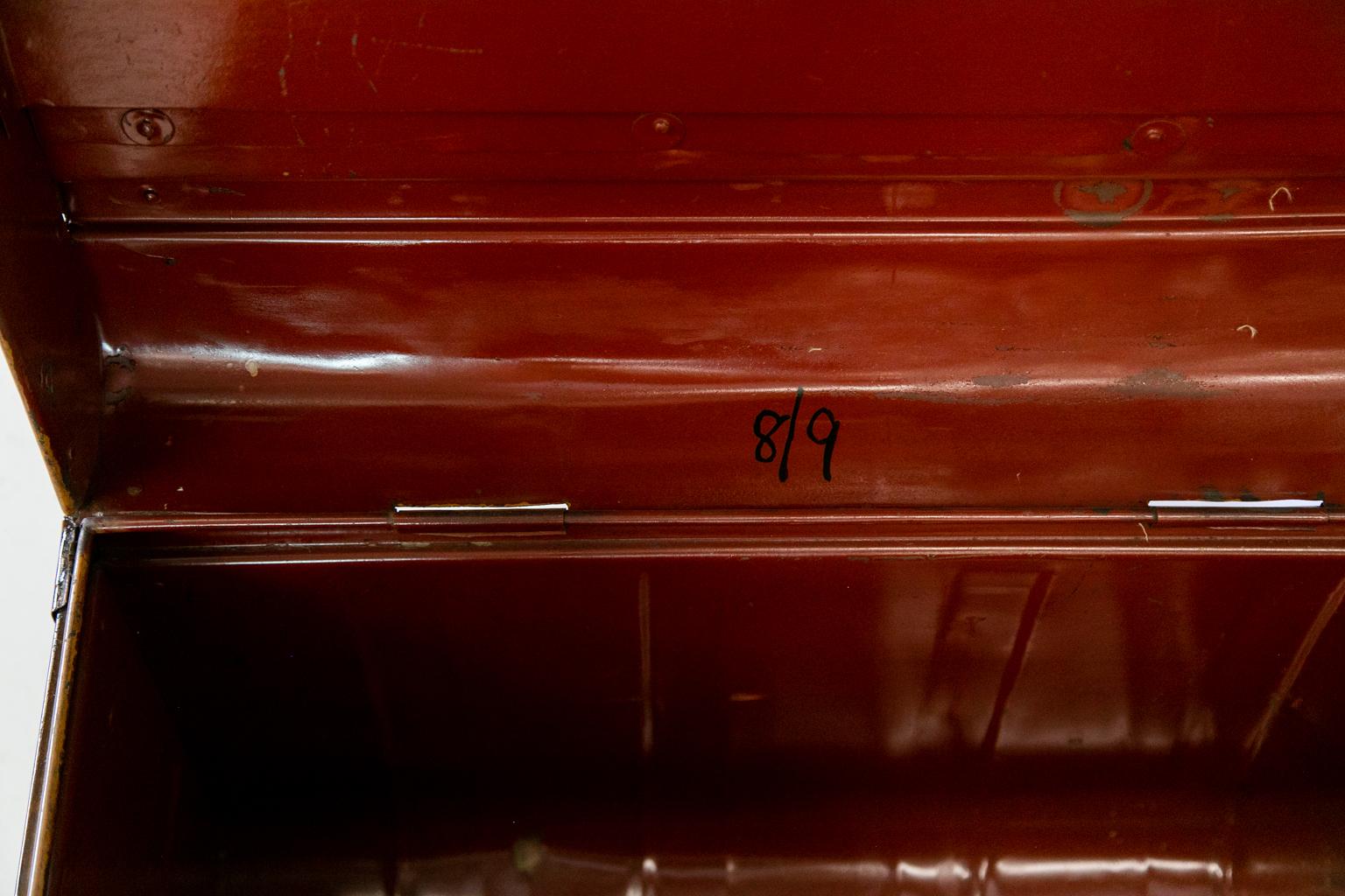 English Tin Travel Trunk at 1stDibs | tin trunks