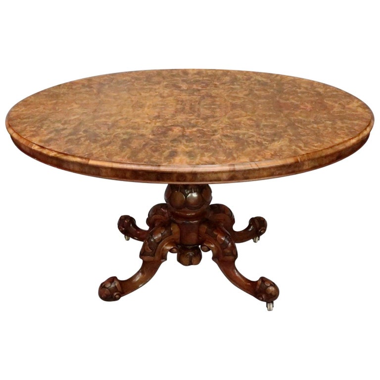 English Victorian Figured Walnut Oval Dining Table at 1stDibs