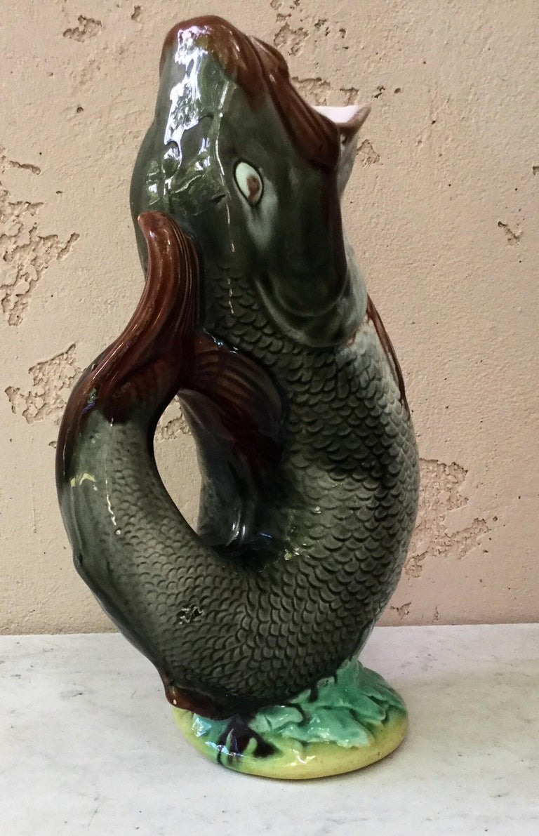English Victorian Majolica Fish Pitcher Circa 1880 For Sale at 1stDibs