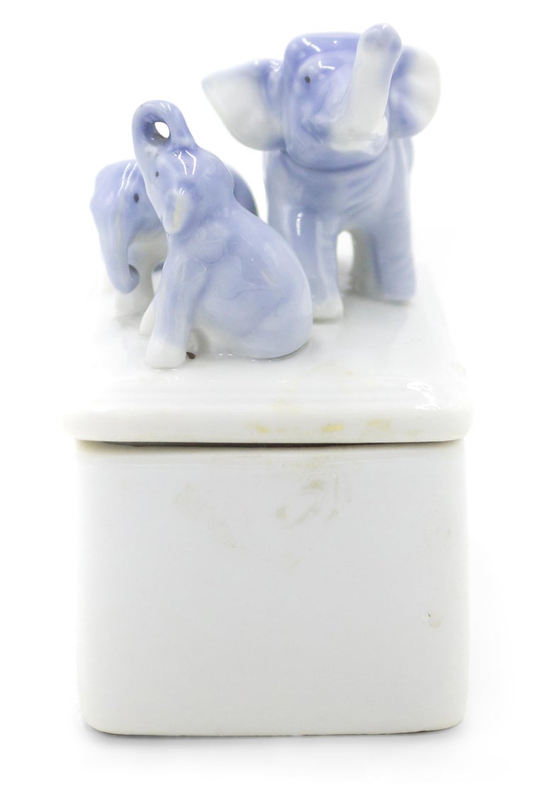 English Victorian Porcelain Elephant Box For Sale at 1stDibs