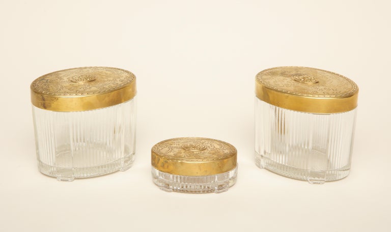English Victorian Set of 3 Vanity Jars For Sale at 1stDibs