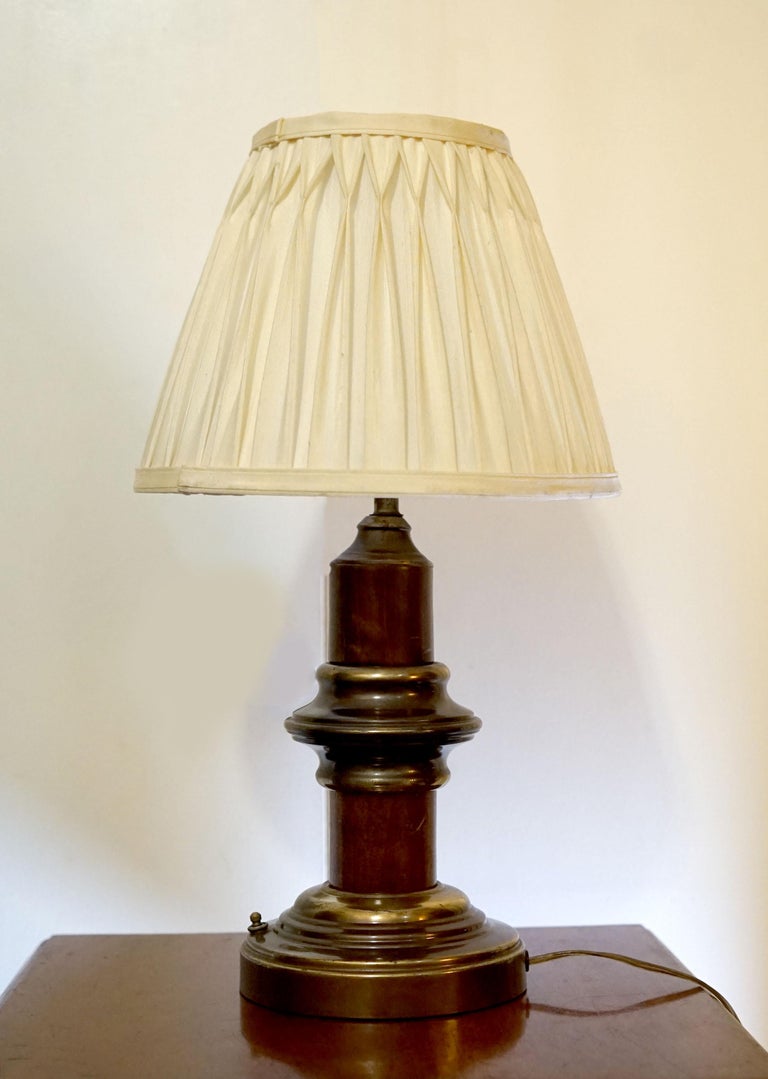 English Victorian Style Iron and Brass Desk Lamp For Sale at 1stDibs