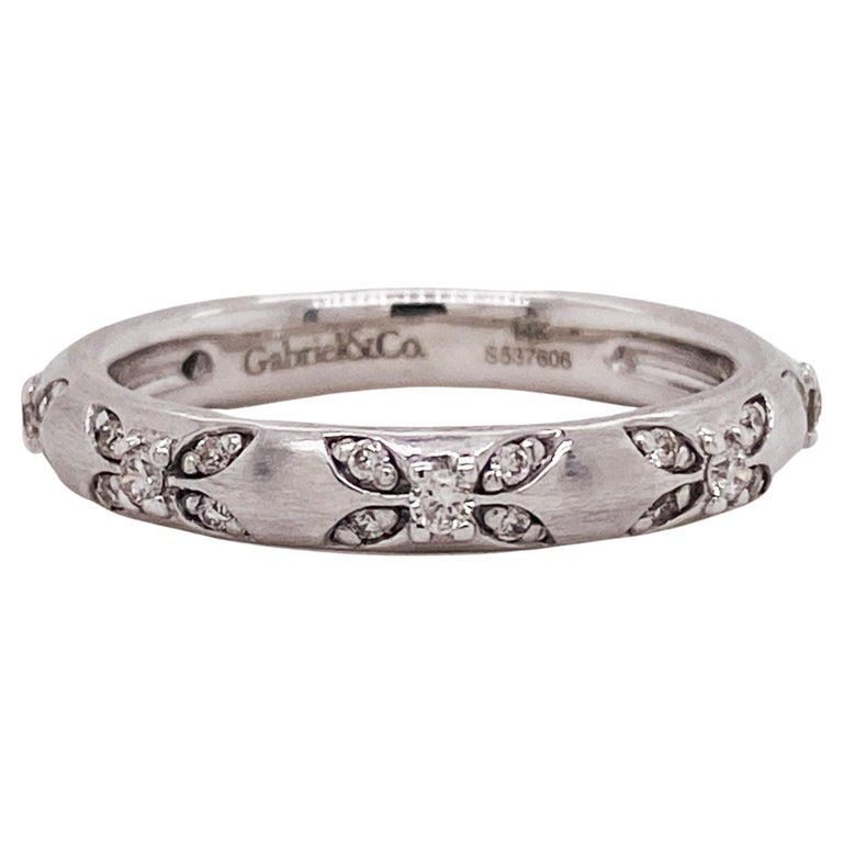 Engraved Diamond Flower Ring 0.24cttw 14k White Gold For Sale at 1stDibs