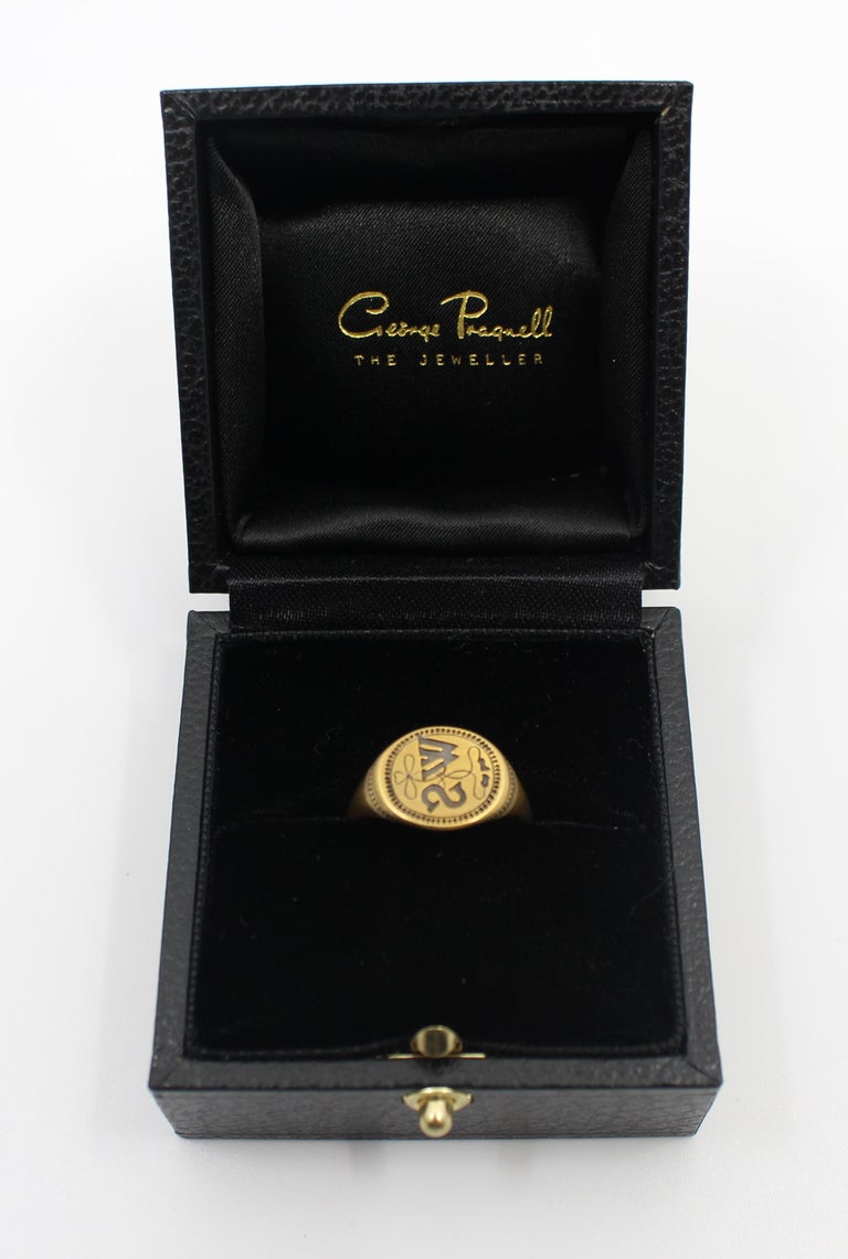 Engraved WS William Shakespeare 20-Carat Gold Signet Ring at 1stDibs