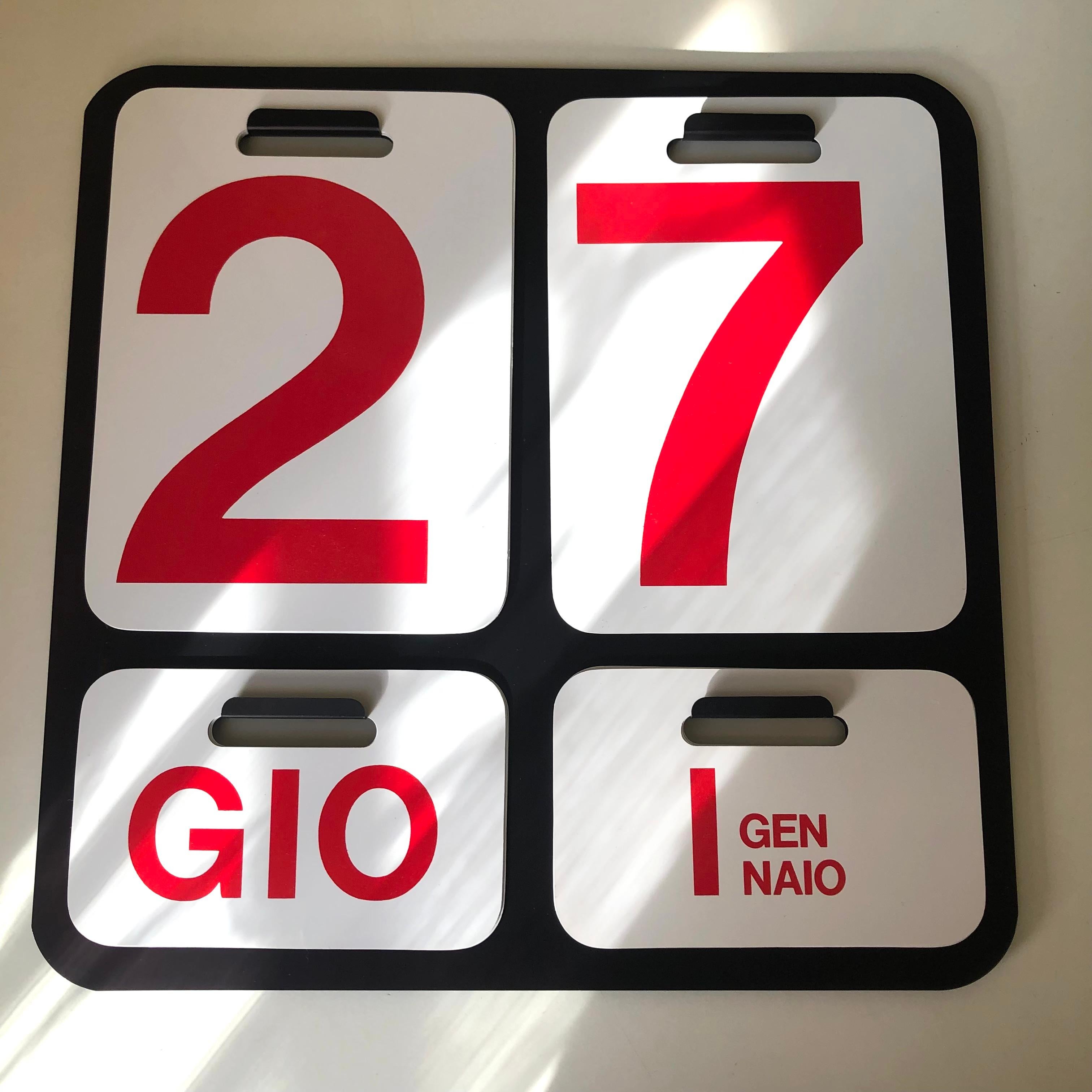 Enzo MARI (1932-2020) Calendrier Formosa modèle crée en 1963 For Sale ...