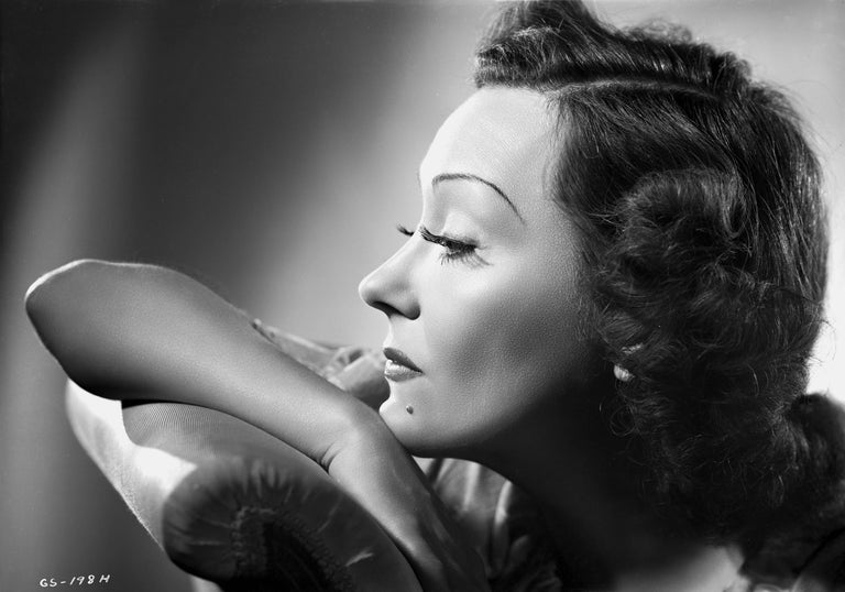 Ernest Bachrach - Gloria Swanson Classical Glamour Portrait Fine Art ...