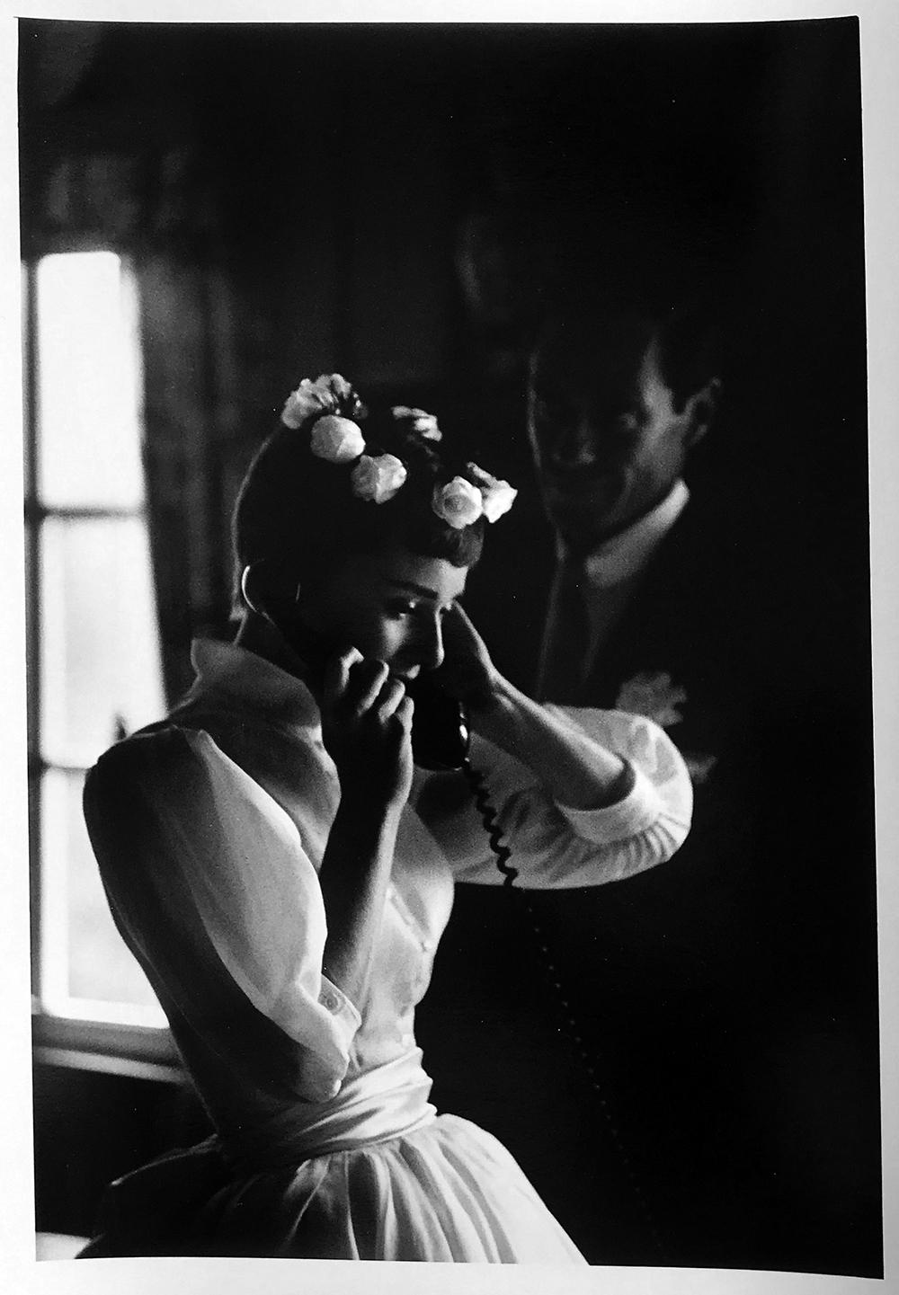 Ernst Haas - Marilyn Monroe Looking Forward, Black and White ...