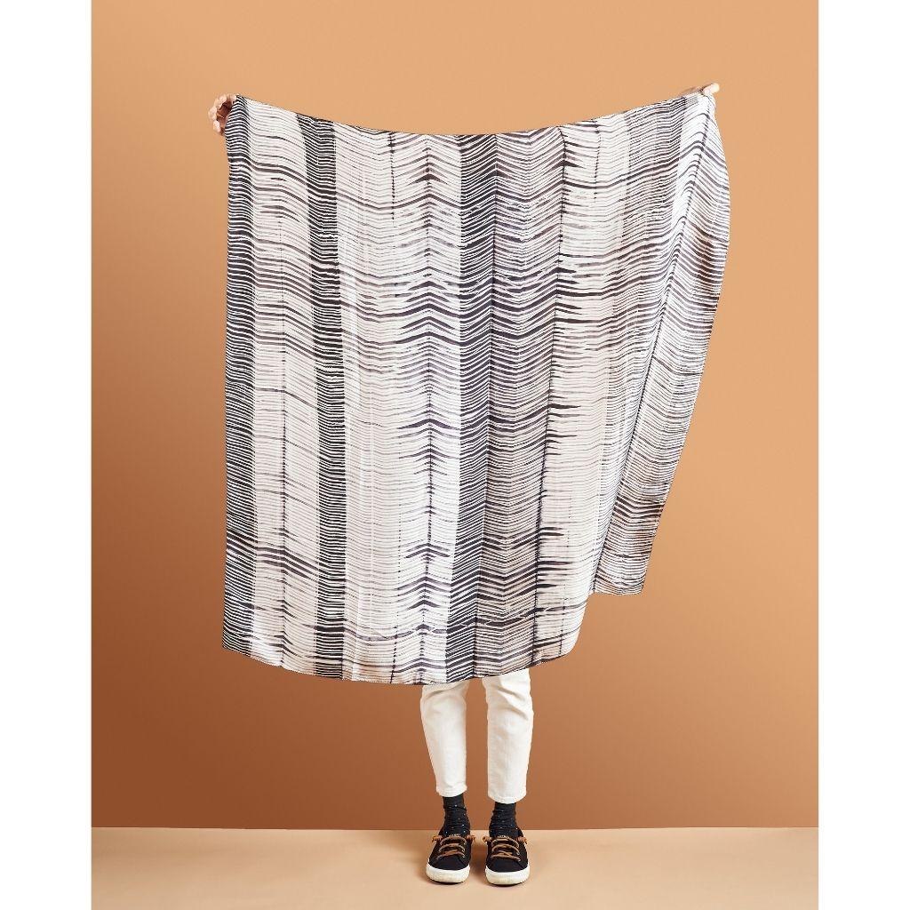 Ero Scarf in White Black Classic Shibori Print Handmade by Artisans For ...