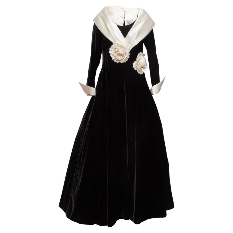 Escada Couture Black and White Velvet Evening Gown For Sale at 1stDibs
