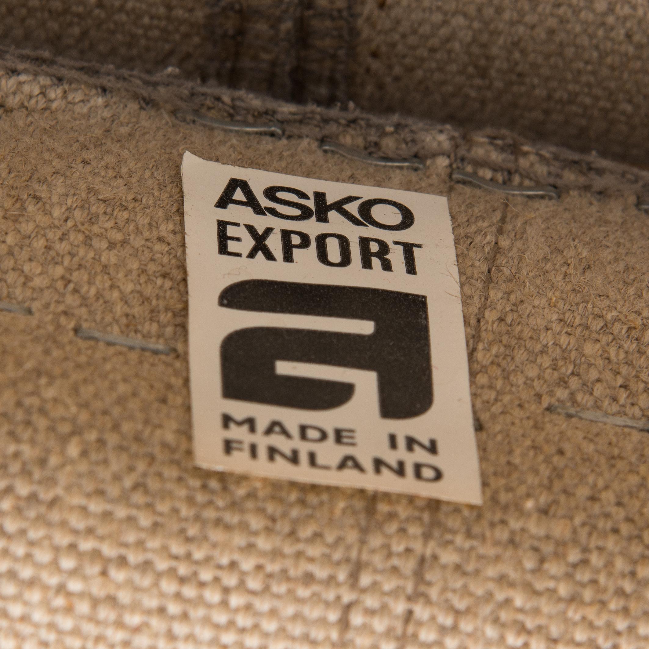 Esko Pajamies Armchairs 'Africa' a Pair for Asko Finland, 1970s For ...