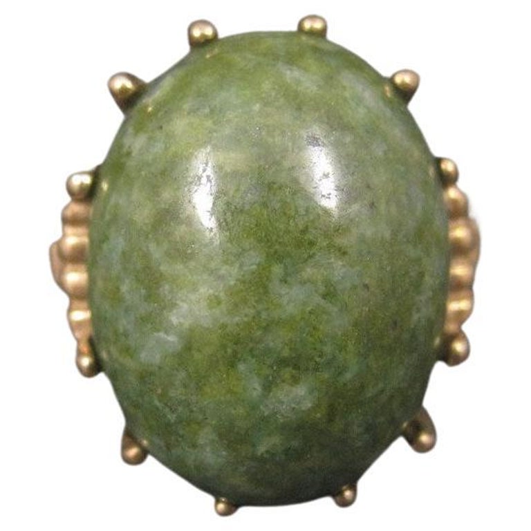 Estate 10k Yellow Gold Nephrite Jade Ring For Sale at 1stDibs