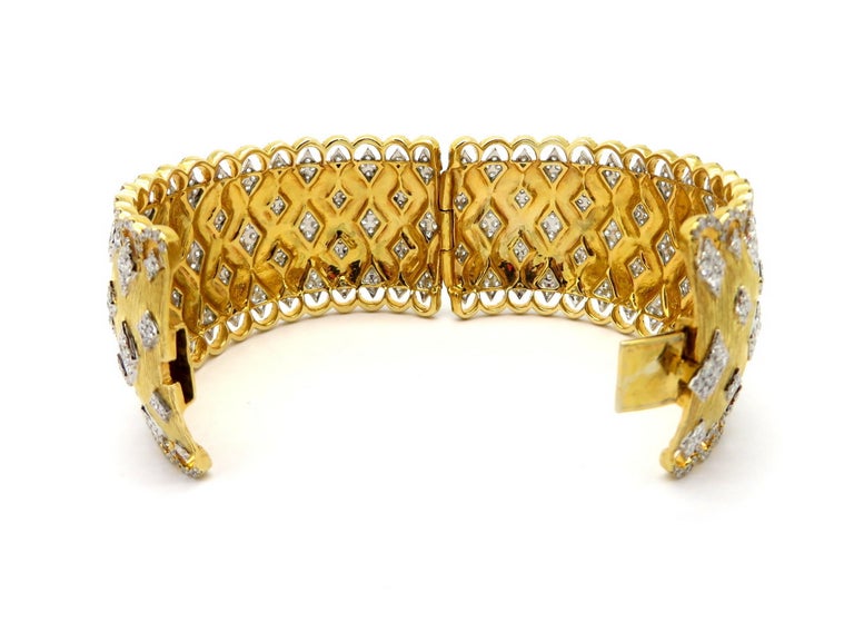 Estate 18 Karat Yellow Gold Round Diamond Fashion Statement Bangle ...