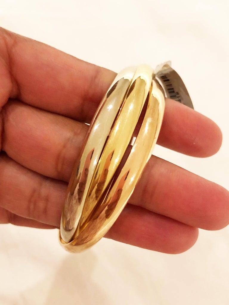 Estate Cartier Trinity Bracelet in 3 Tones of 18 Karat Gold For Sale at ...