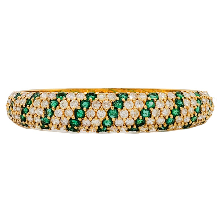 Estate Emerald and Diamond Bangle in 18k Yellow Gold For Sale at 1stDibs