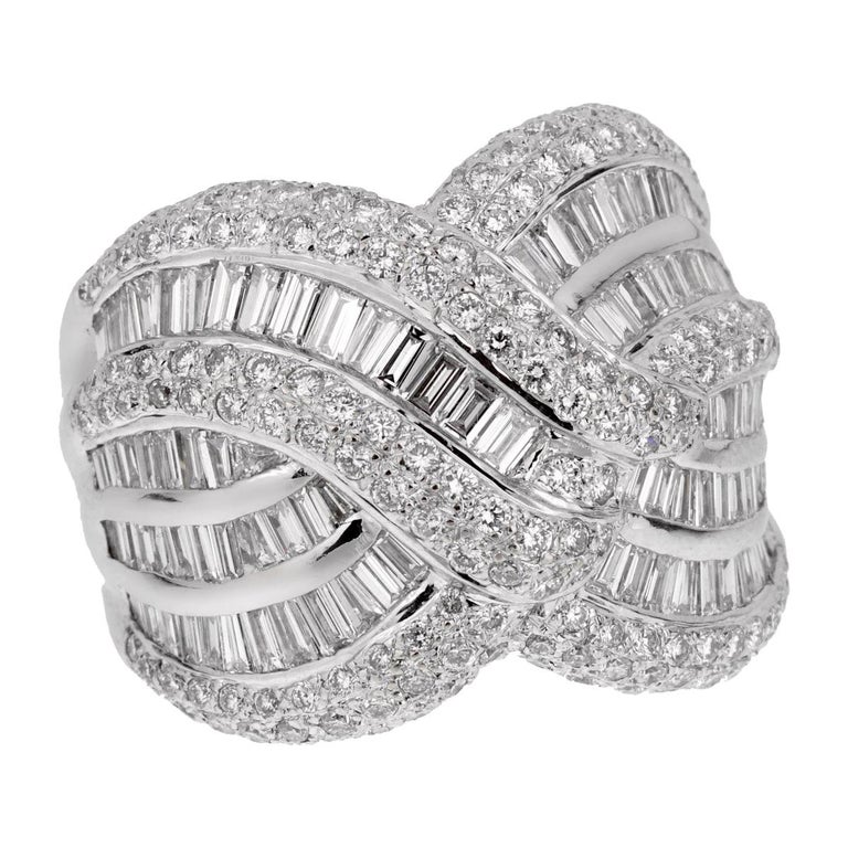 Estate Ladies White Gold Diamond Cocktail Ring at 1stDibs