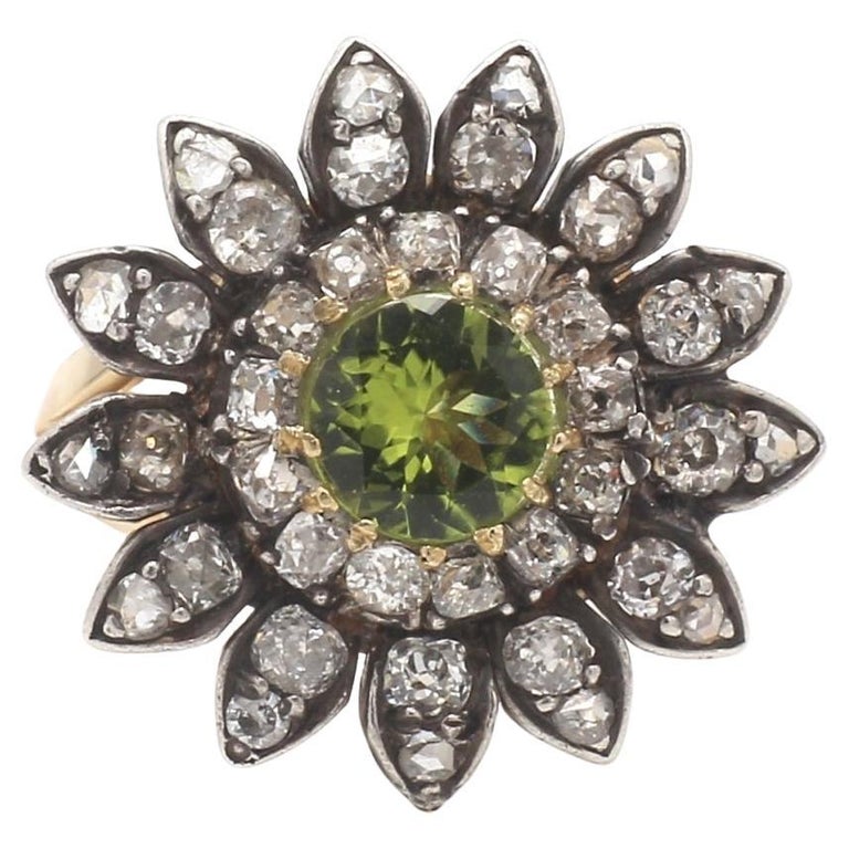 1.35ct Round Peridot and Diamond Ring For Sale at 1stDibs
