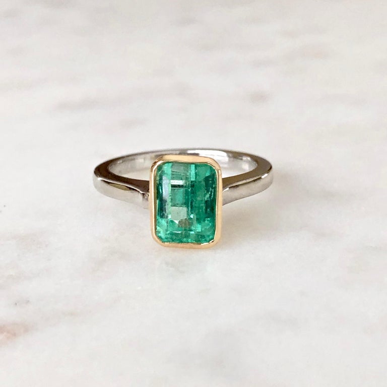 Estate Solitaire Emerald 18 Karat Platinum Engagement Ring at 1stDibs