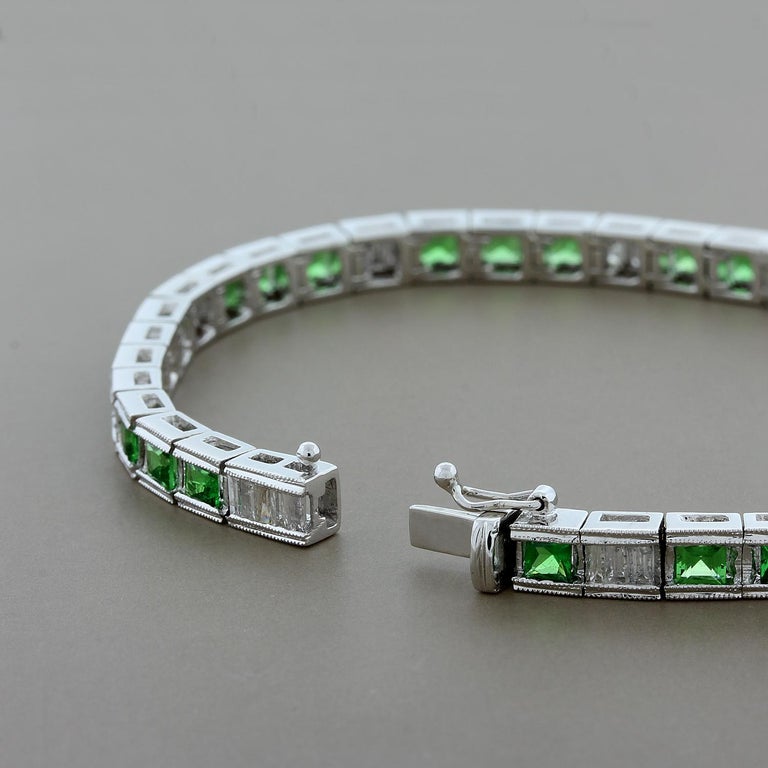 Estate Tsavorite Diamond Gold Bracelet For Sale at 1stDibs