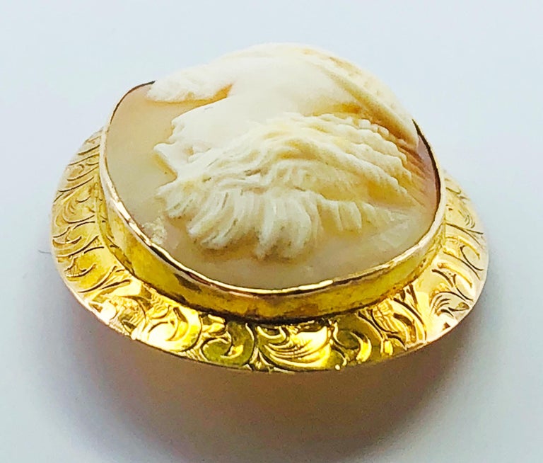 Estate Victorian Carved Conch Shell Cameo with 10 Karat Yellow Gold ...