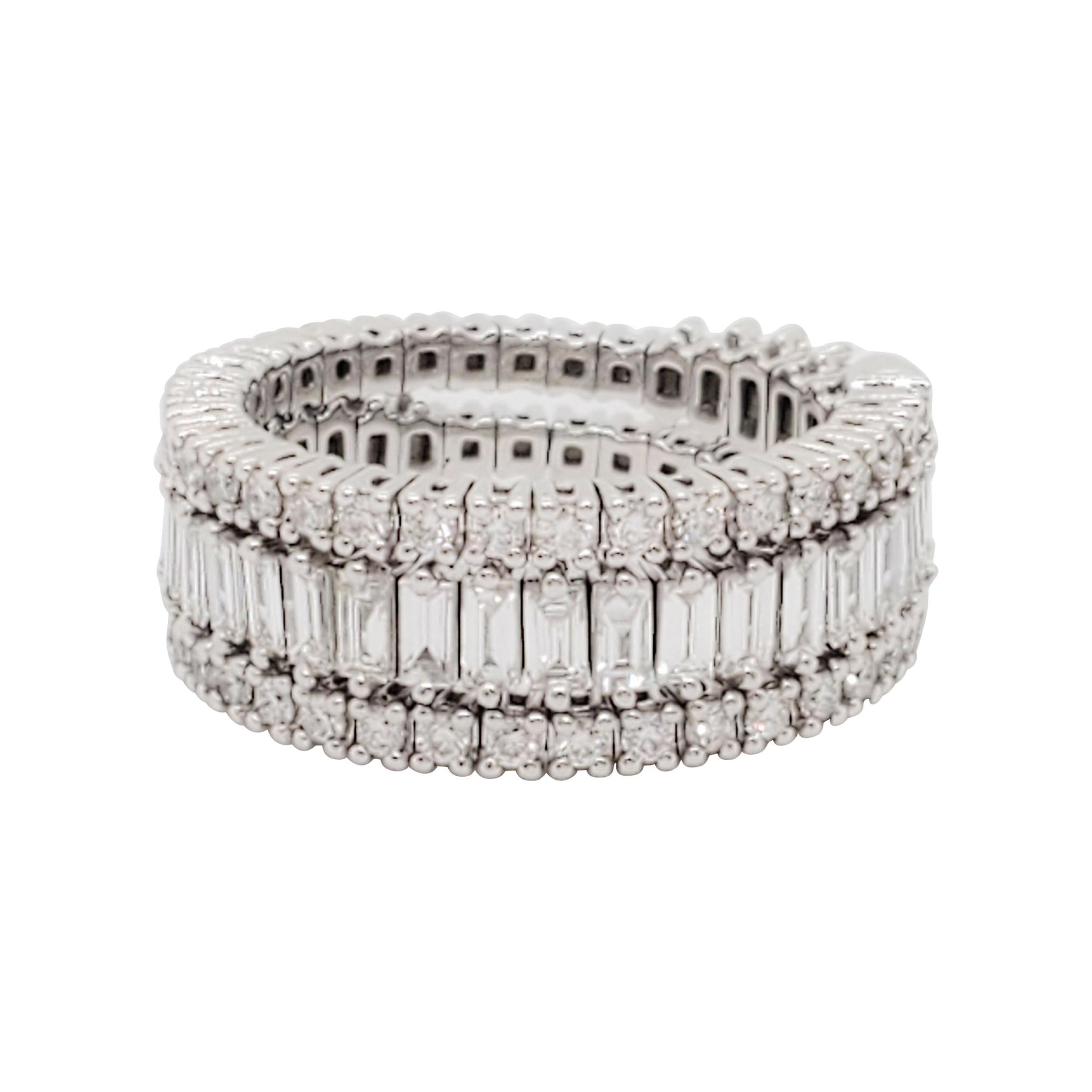 Estate White Diamond Flexible Bracelet in 14k White Gold For Sale at ...