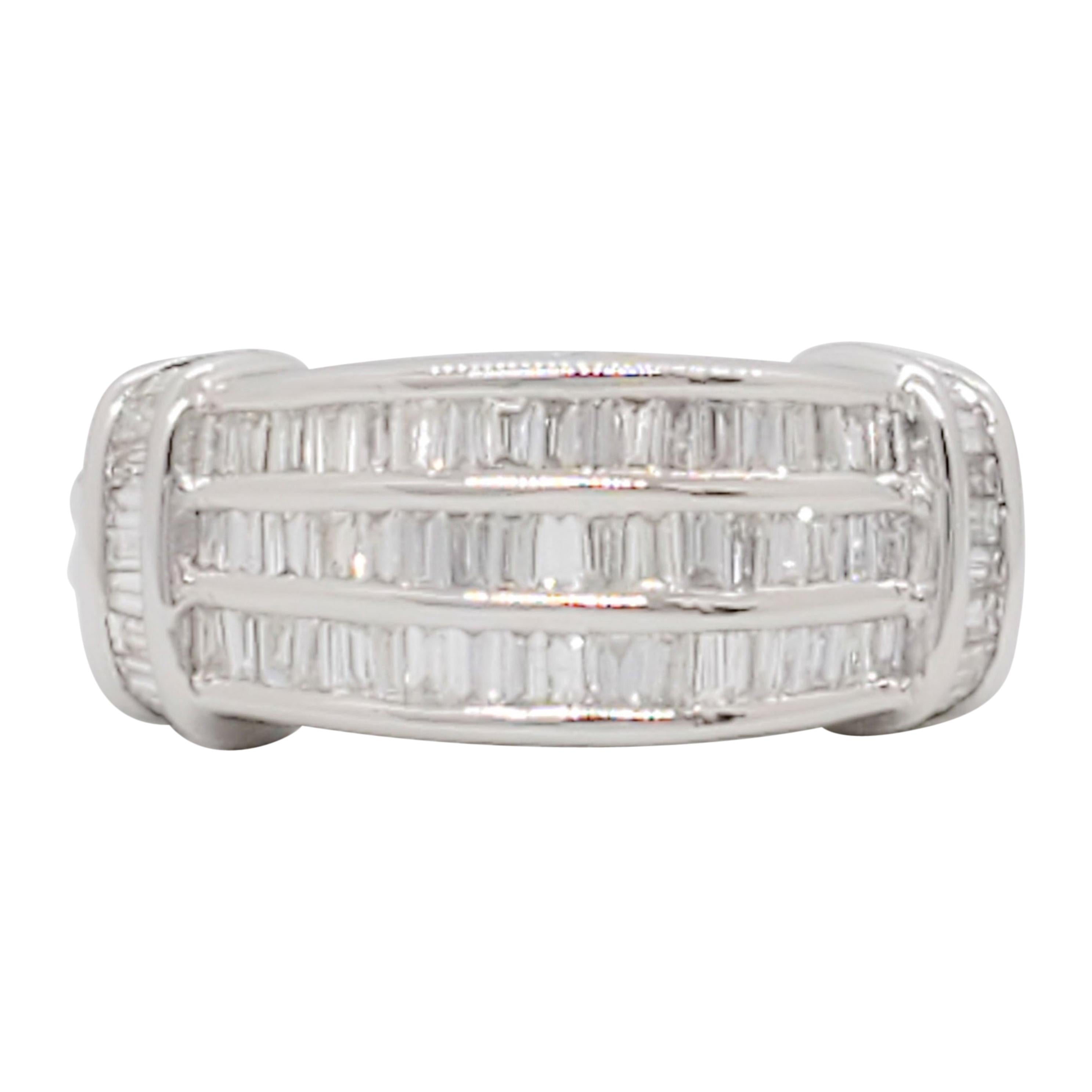 Vintage Estate 18 Karat White Gold Diamond Ring For Sale at 1stDibs