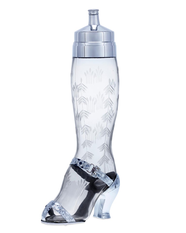 Etched Glass Lady's Leg Bar Set For Sale at 1stDibs