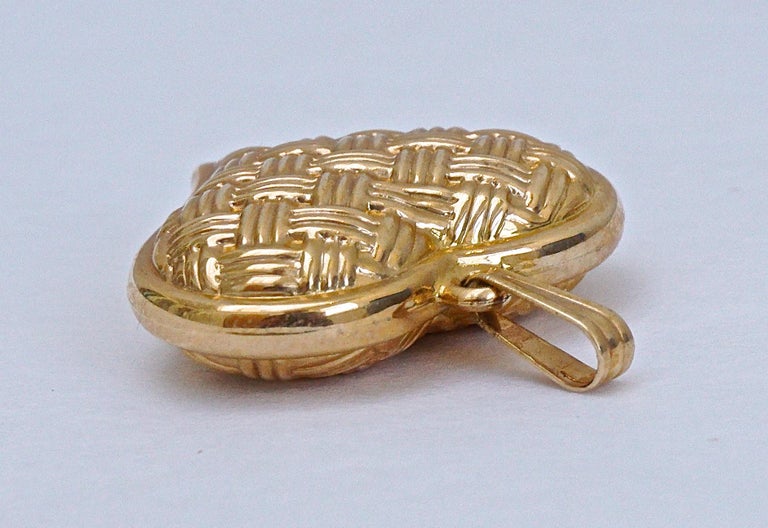EternaGold 14K Gold Basket Weave Heart Pendant at 1stDibs