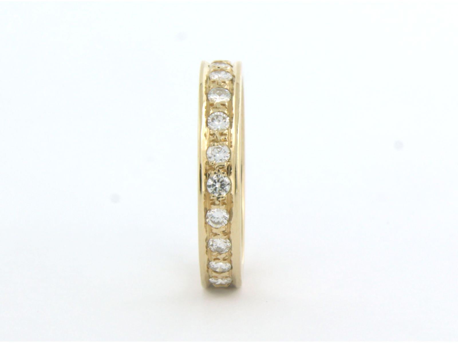 Eternity ring set with diamonds 18k yellow gold For Sale at 1stDibs