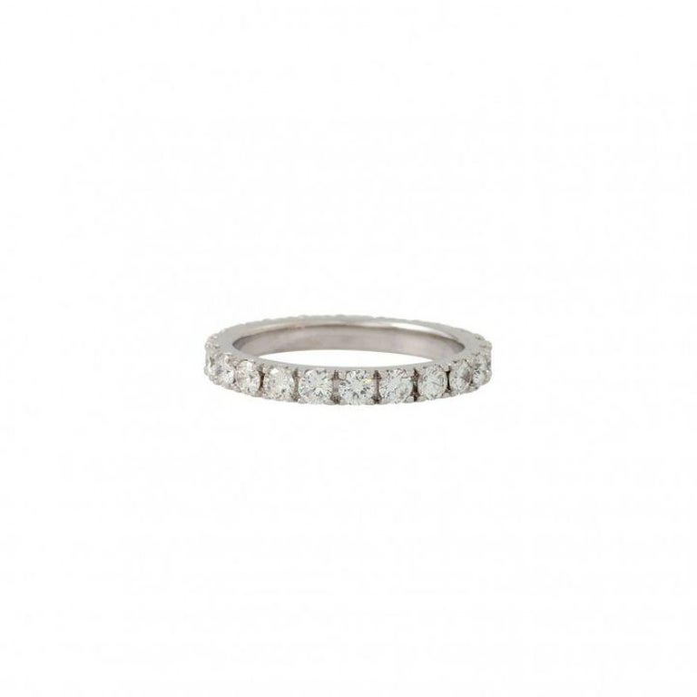 Eternity Ring with 22 Diamonds For Sale at 1stDibs