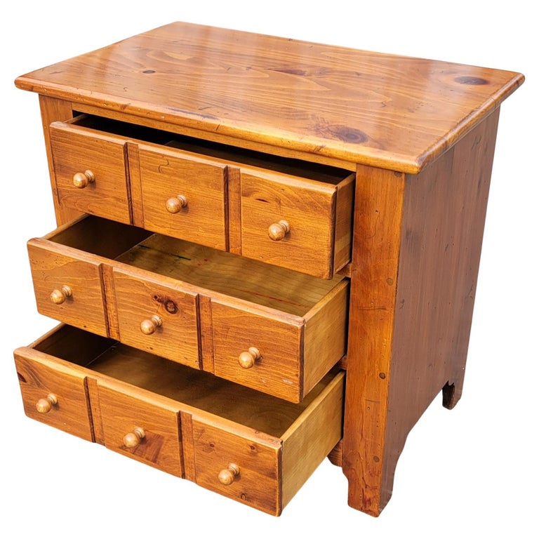 Ethan Allen Early American Style Bedside Chest of Drawers For Sale at ...