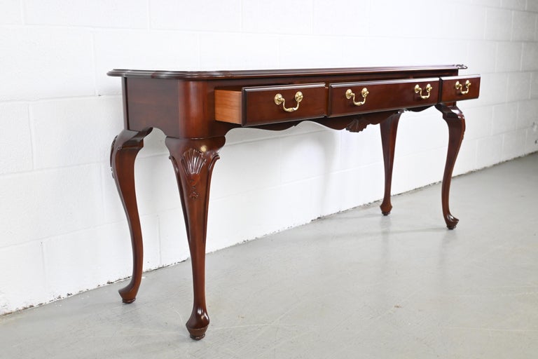 Ethan Allen French Cherry Console or Entry Table For Sale at 1stDibs
