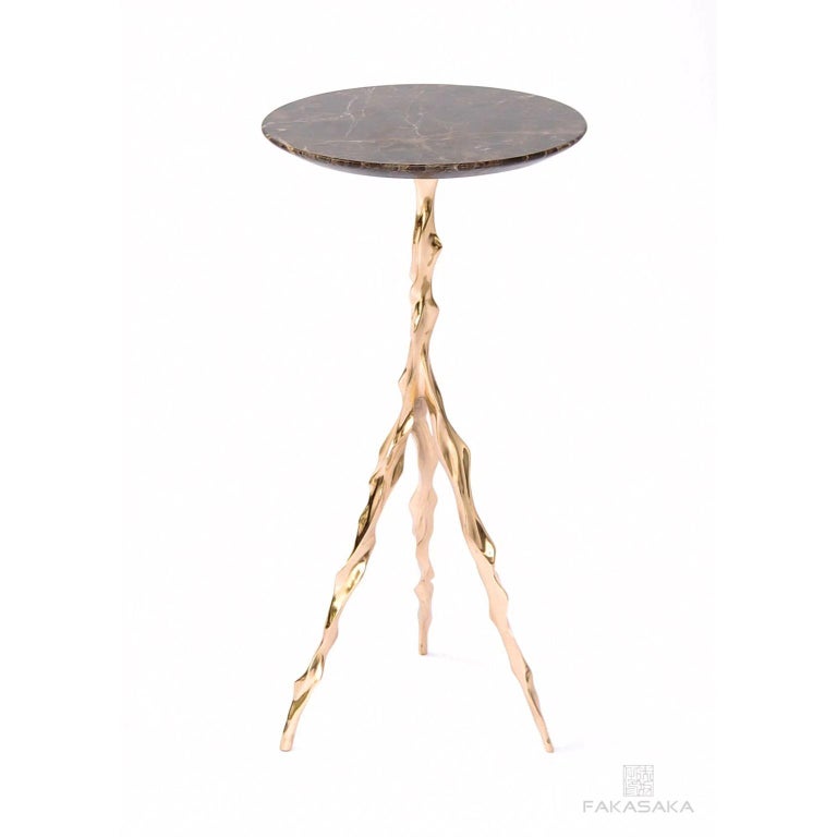 Table à boissons Etta avec plateau en marbre impérial marron par ...
