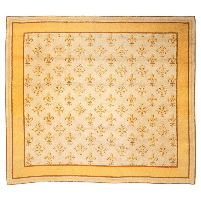 European Fleur De Lys Rug, circa 1900 For Sale at 1stDibs